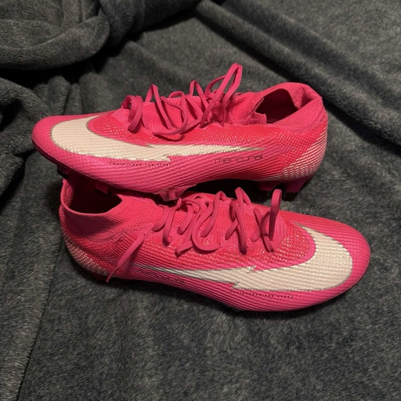 Nike | Other | Nike Womens Pink Soccer Cleats | Poshmark